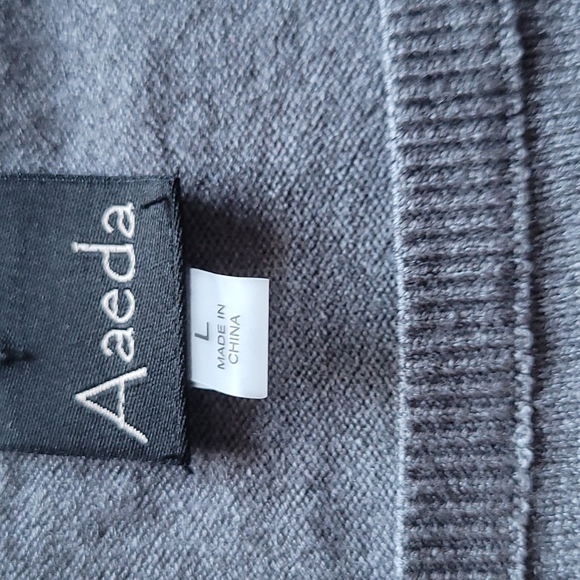 Aaeda | Sweaters | Aaeda Colorblock Sweater | Poshmark